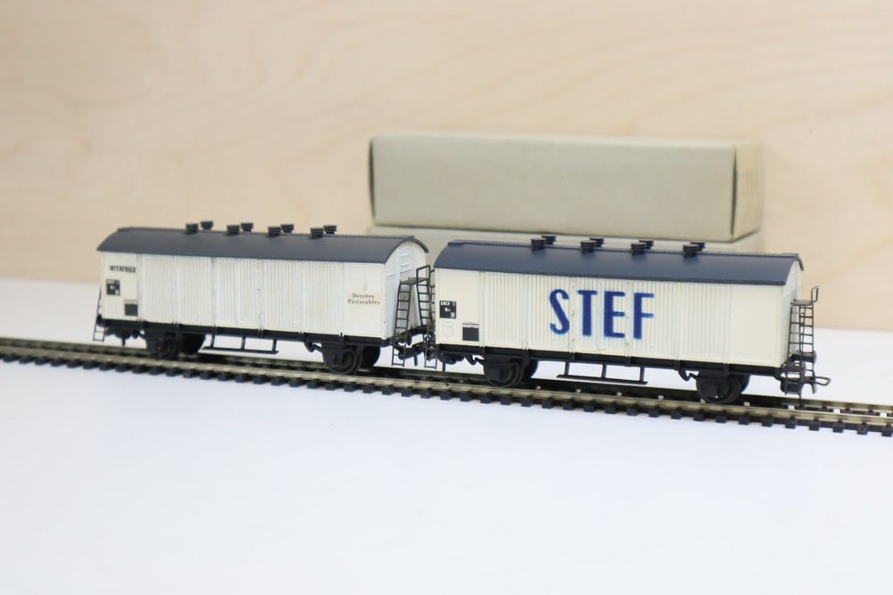 SMCF 2 x Güterwagen STEF & Interfrigo - Gussmodelle H0 (Gebraucht) in ...
