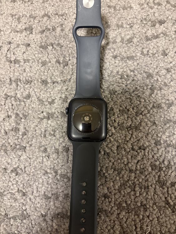 Apple Watch SE (GPS) (2nd Generation) (Gebraucht) in Zürich für CHF 100 ...