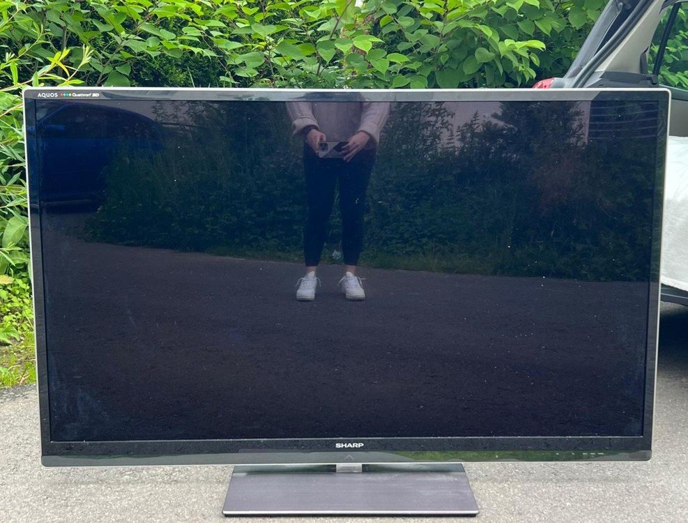 Fernseher Sharp Aquos Quattron 3D LC-60LE830E LCD | Kaufen auf Ricardo