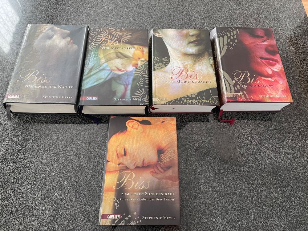 Biss Reihe komplett plus Zusatzbuch (Gebraucht) in Belpberg für CHF 20 ...