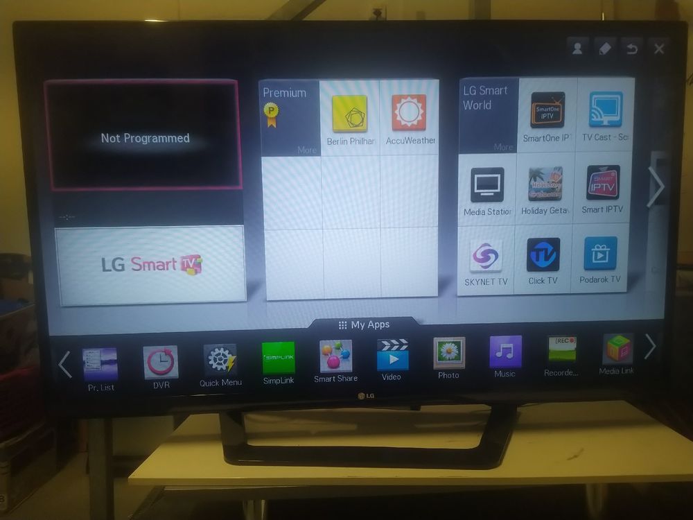 LG Smart TV 47" with connections (47LM640S) (Gebraucht) in Zollikofen für CHF 80 – nur Abholung ...