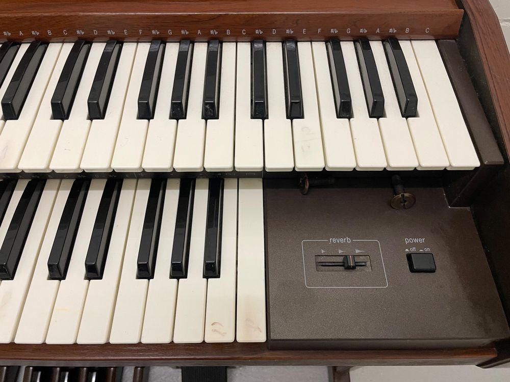 Heimorgel: Technics PCM Sound E18L (Gebraucht) in Neuenhof für CHF 20 ...