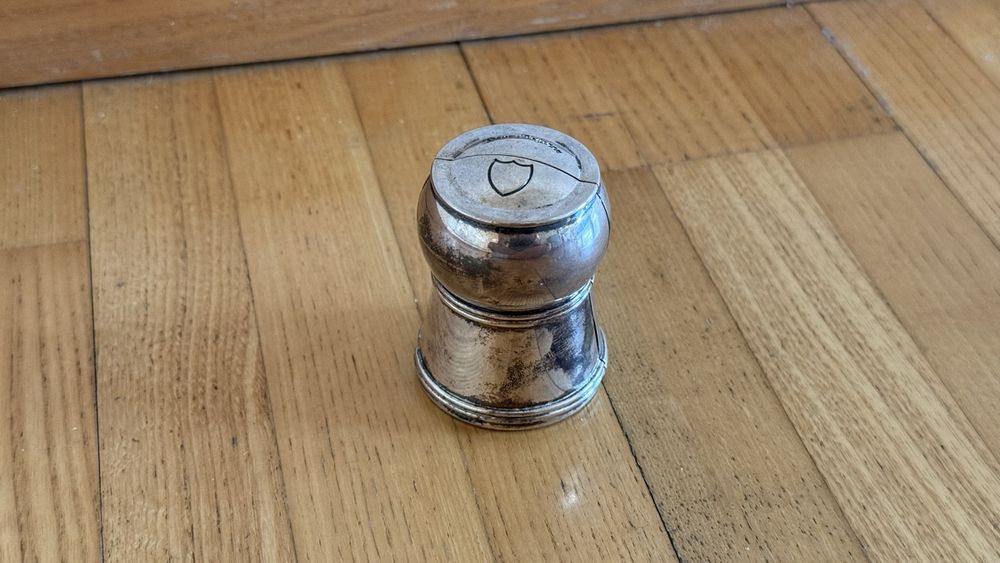 Dom Pérignon Cork Safe by Christofle (Gebraucht) in für CHF 50 – mit ...