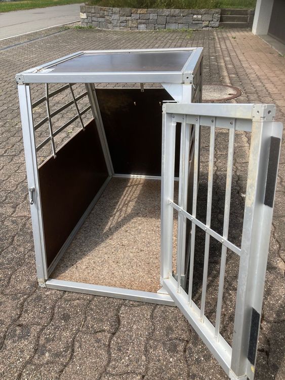 Alu Hundebox Transportbox für's Auto (Gebraucht) in Mettmenstetten für CHF 40 – nur Abholung auf ...