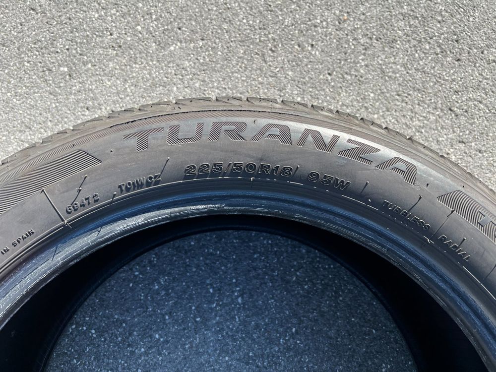 Zwei Sommerreifen Bridgestone Turanza 225 / 50 / R18 | Kaufen auf Ricardo
