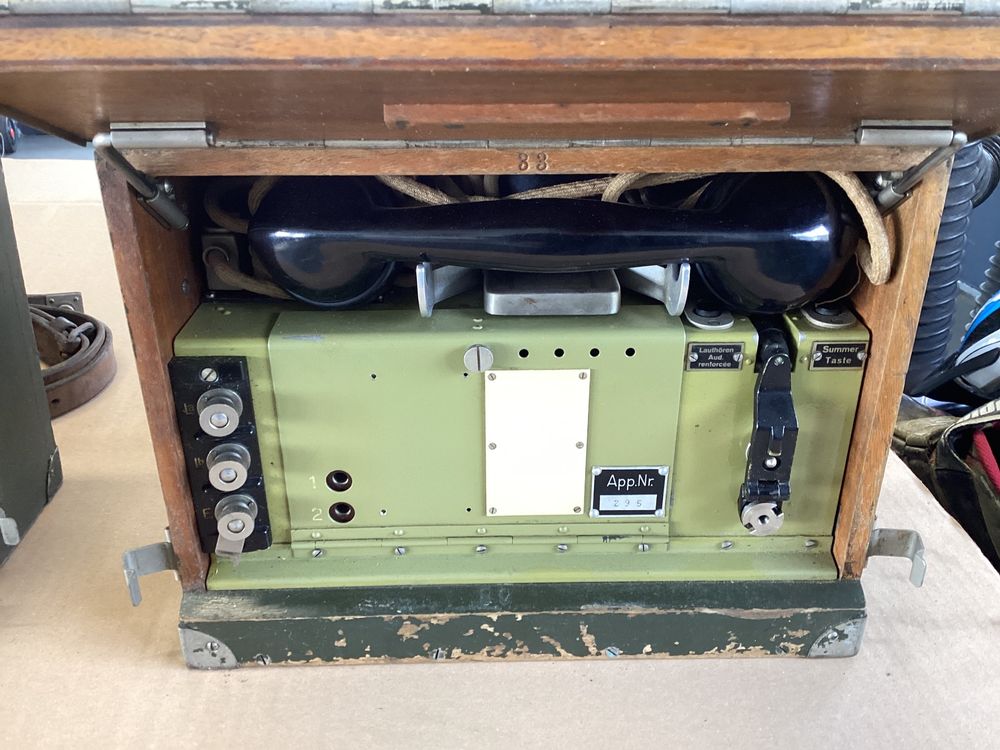 Alte Militärtelefon (Gebraucht) in Birrwil für CHF 6 – nur Abholung auf ...
