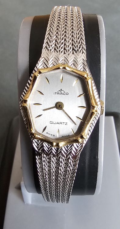 ITRACO Swiss Made Stilvole Damenuhr (Neue) | Kaufen auf Ricardo