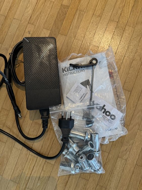 Wahoo KICKR CLIMB Indoor Grade Simulator - Like New! (Gebraucht) in ...