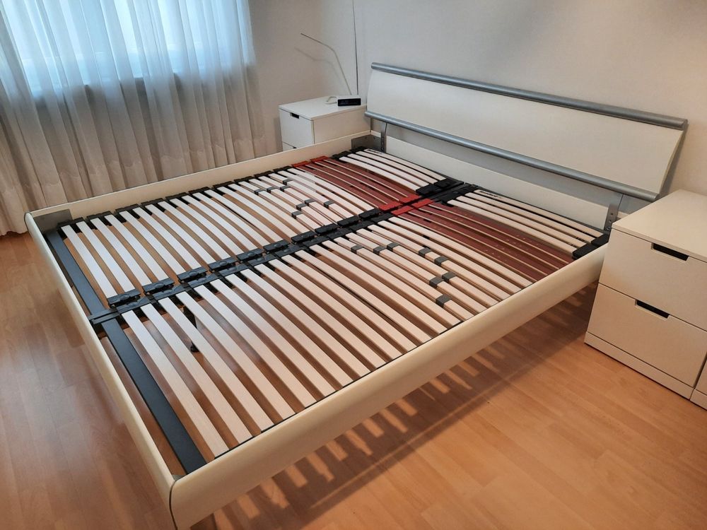 Doppelbett inkl. zwei Lattenroste | Kaufen auf Ricardo