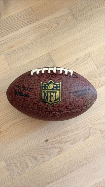 Ballon de football américain NFL Wilson (D'occasion) à Fribourg pour ...