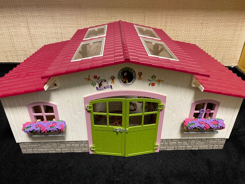 Schleich „horse club“ - Stall für Pferde (Gebraucht) in für CHF 40 ...
