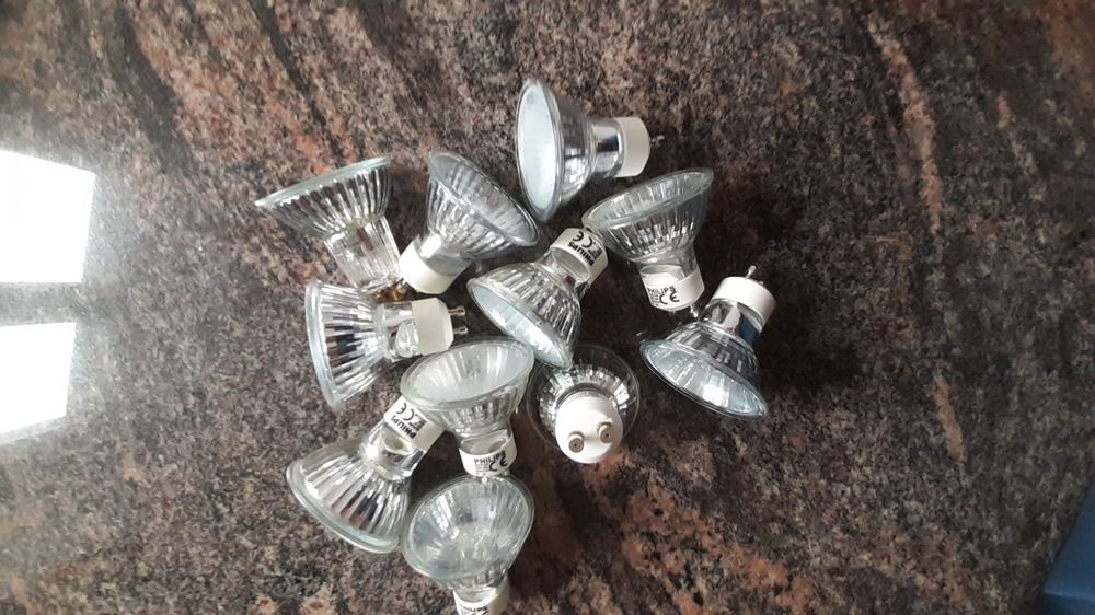 Halogen GU 10 (Gebraucht) in Lauwil für CHF 2 – mit Lieferung auf ...