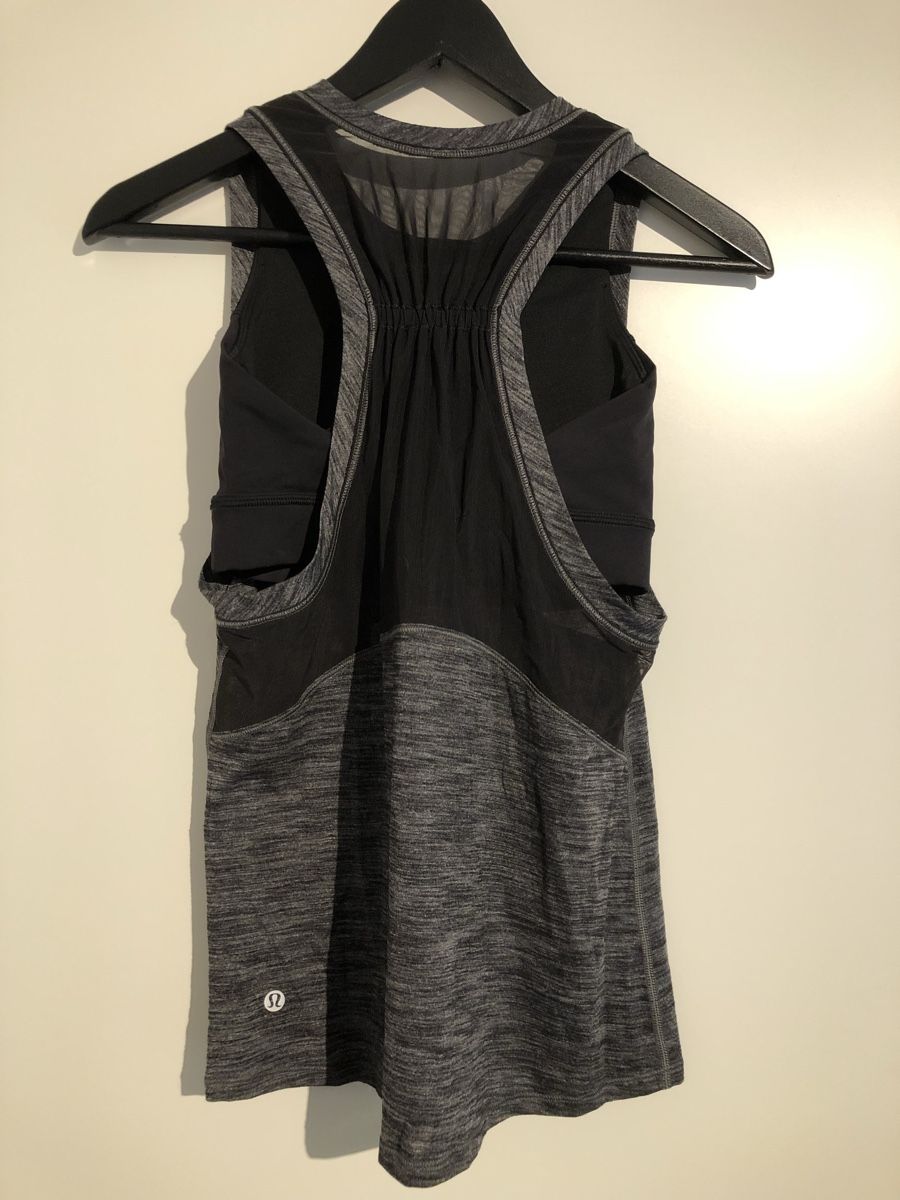 Lululemon tank with built-in bra - size 4/EU36 (Gebraucht) in bözberg ...