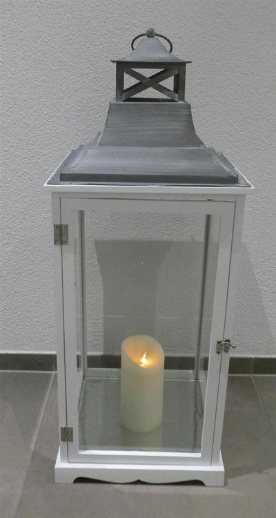 Grosse Laterne, Holz weiss mit Glasscheiben, Höhe 79 cm/NEU | Kaufen auf Ricardo