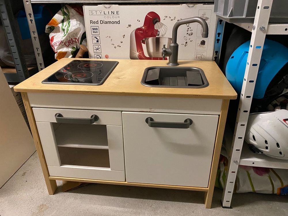 IKEA DUKTIG Spielküche mit viel Zubehör - ab 1 CHF! (Gebraucht) in Zürich für CHF 16 – nur ...