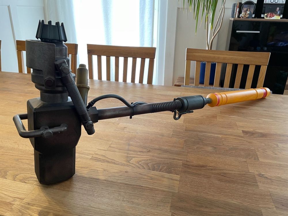 FALLOUT - Power Hammer Replik / Cosplay (Gebraucht) in Kirchdorf BE für ...