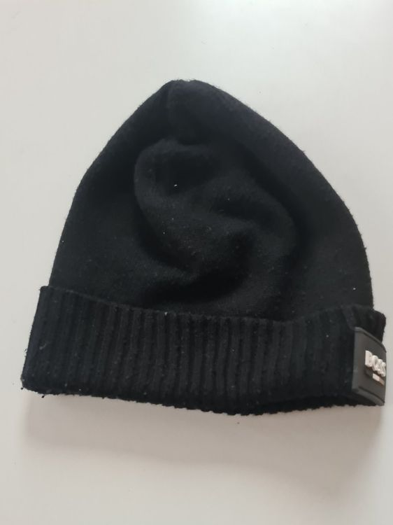 Schwarze BOSS Muetze Weich und warm Nr. 13 (Gebraucht) in Aldesago für ...