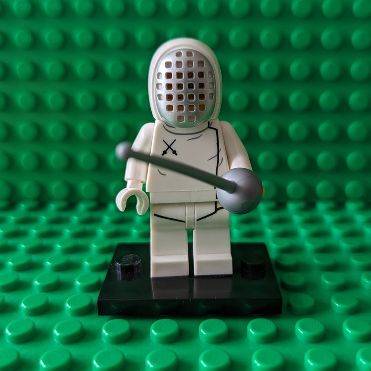 LEGO Minifigur Series 13, Fencer (Gebraucht) in Luzern für CHF 5 – mit ...