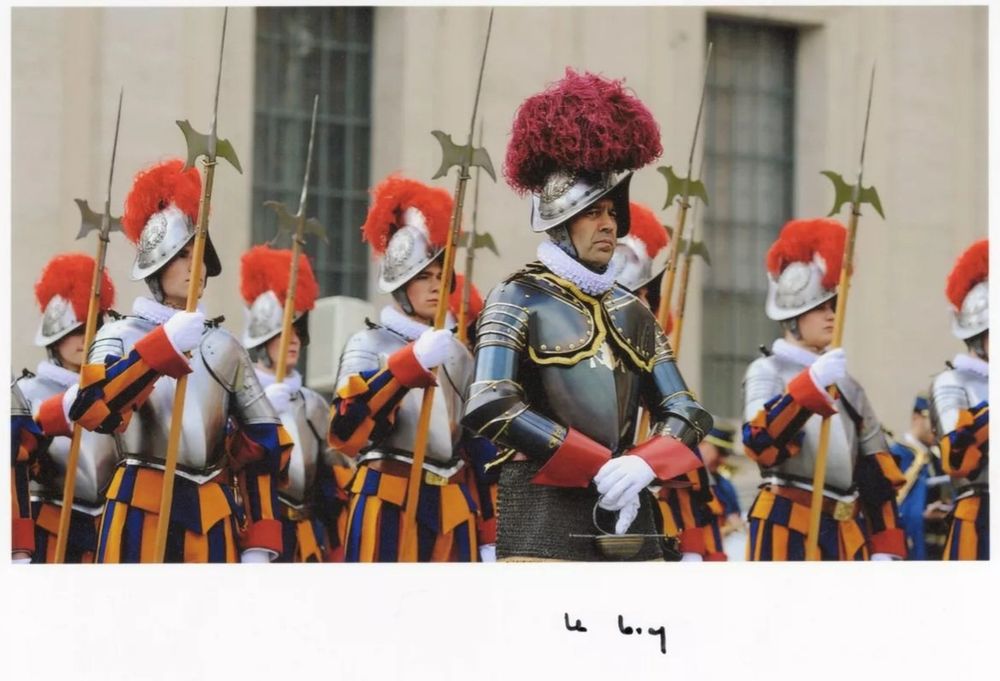 Signiertes Foto Kommandant Schweizer Garde (Gebraucht) in Eschenz für ...