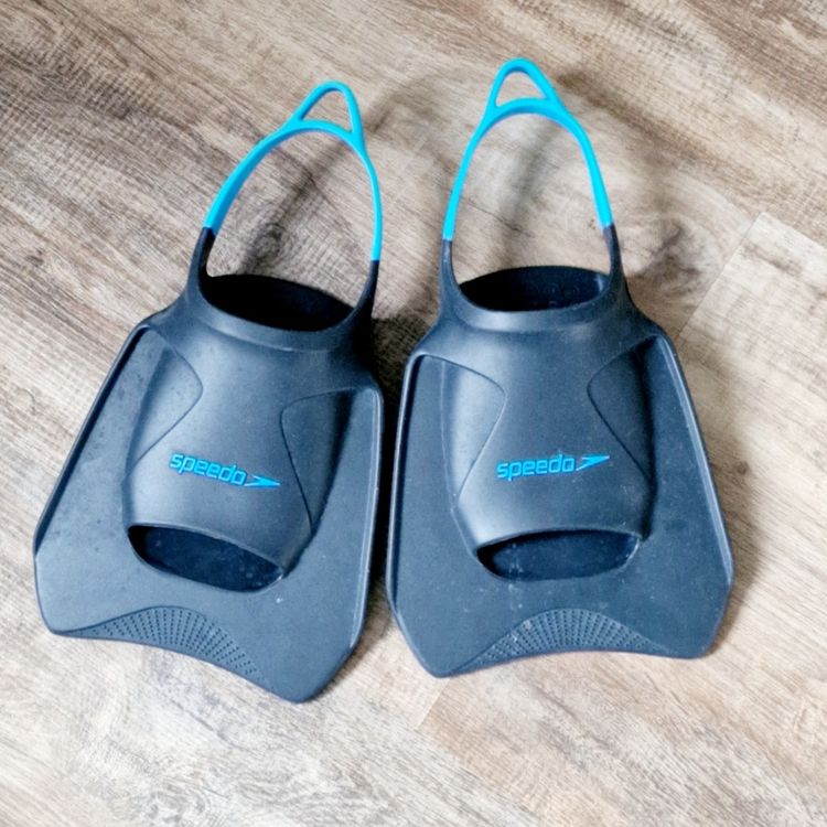 Speedo Flossen (Neu (gemäss Beschreibung)) in Olten für CHF 7 – mit ...