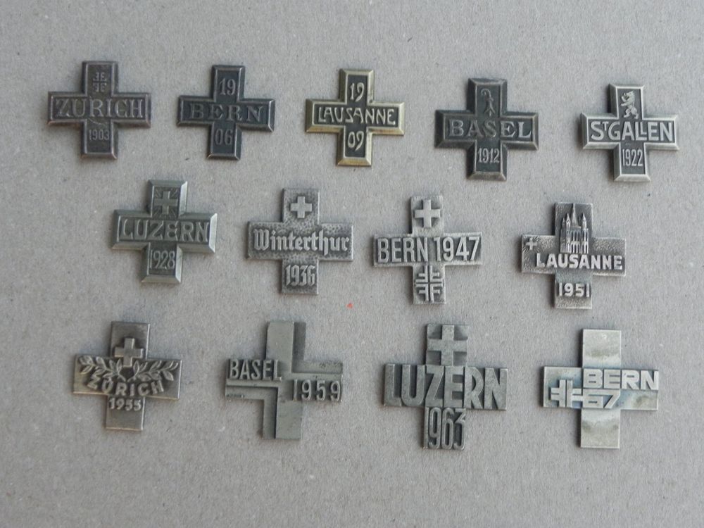 13 versch. Abzeichen Eidg. Turnfest Sport Schweiz 1903 -1967 (Gebraucht) in Siebnen für CHF 38 ...