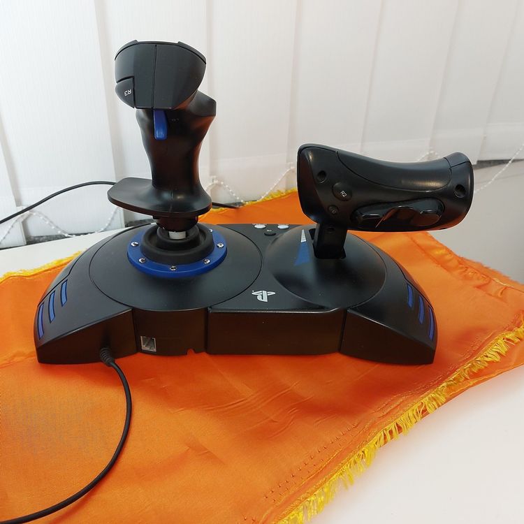 Playstation Thrustmaster (Gebraucht) in Schlieren für CHF 25 – mit ...