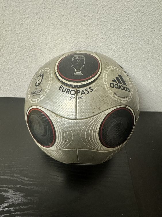 Matchball Europass Gloria 2008 (Gebraucht) in Lausanne für CHF 112 ...