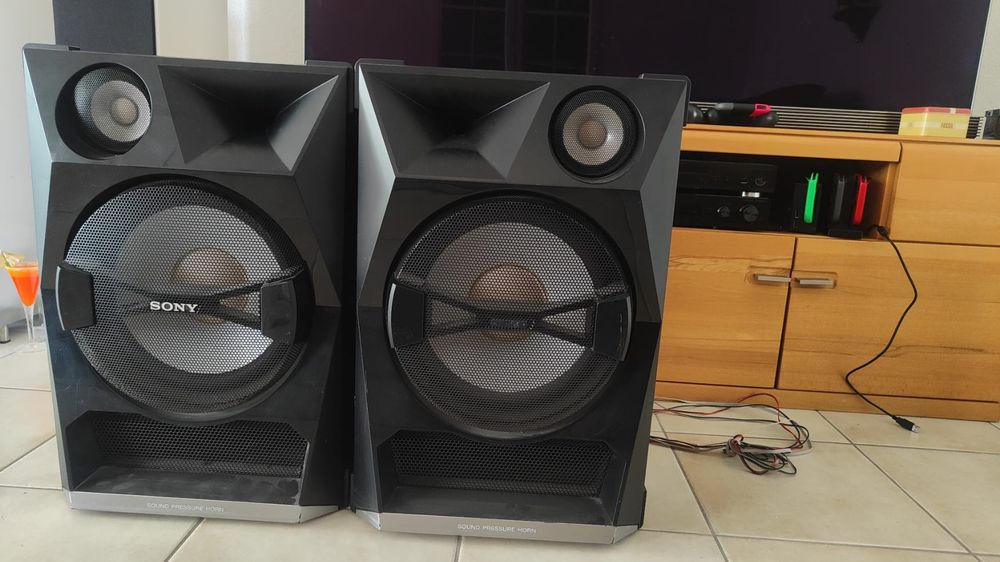 Sony Shake 3 Lautsprecher 30cm BASS | Kaufen auf Ricardo