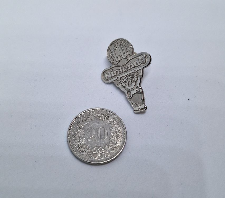 Vintage Nintendo Club pin | Kaufen auf Ricardo