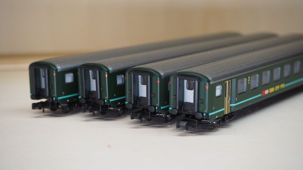 4 Brawa SBB-Wagen grün mit Komfortstreifen | Kaufen auf Ricardo