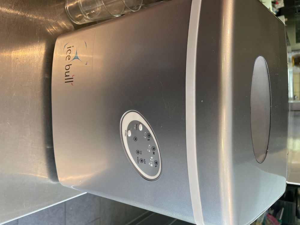 ICE Bull Eiswürfelmaschine (Gebraucht) in Oberwil im Simmental für CHF ...