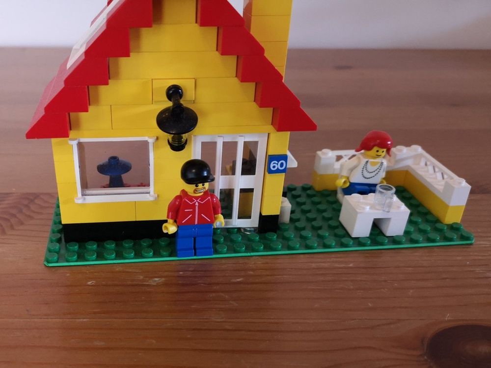 Kleines Lego-Haus mit Gartensitzplatz | Kaufen auf Ricardo