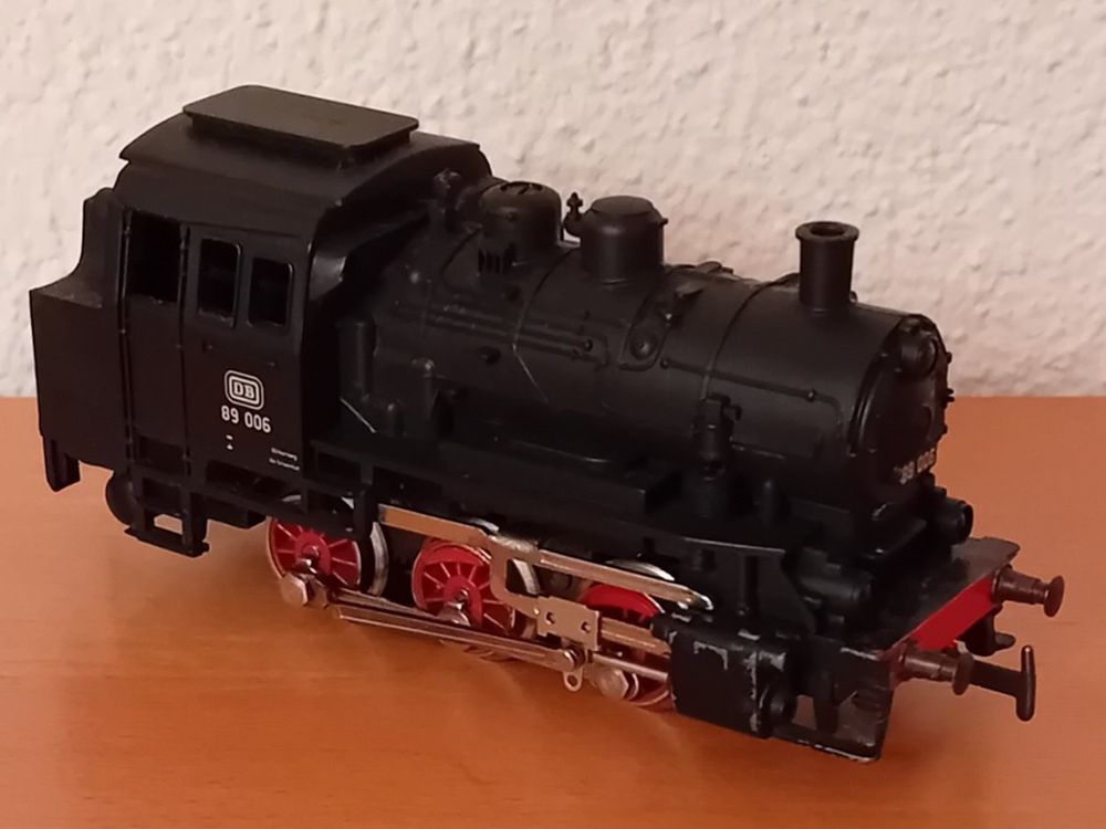 Märklin 3000 Dampflok BR 89 DB (H0) sehr guter Zustand (Gebraucht) in Kriens für CHF 13 – mit ...