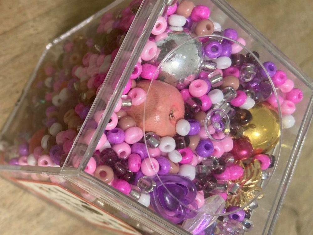 Perlen - Mix Violett - Rosa Box Paris neu La Planete Perles (Neu und ...