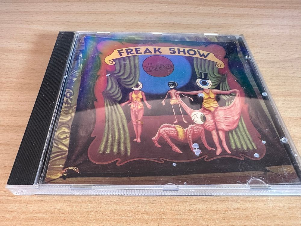 The Residents – Freak Show (Gebraucht) in Rikon im Tösstal für CHF 8.5 – mit Lieferung auf ...