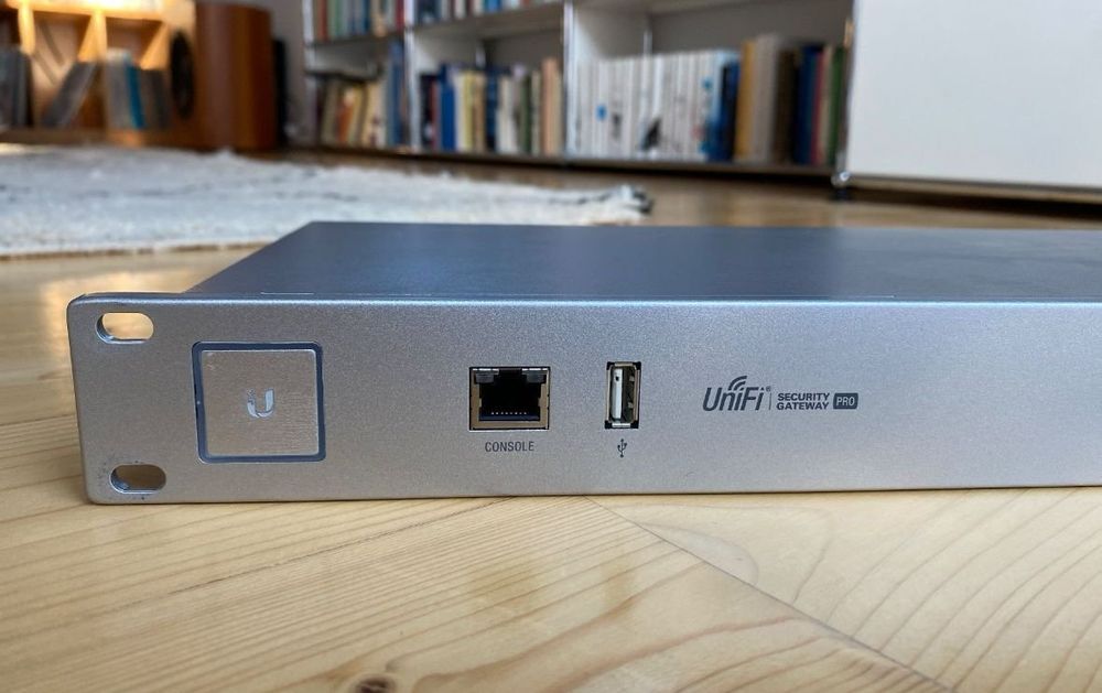 Ubiquiti UniFi Security Gateway Pro 4 (USG-PRO-4) | Kaufen auf Ricardo