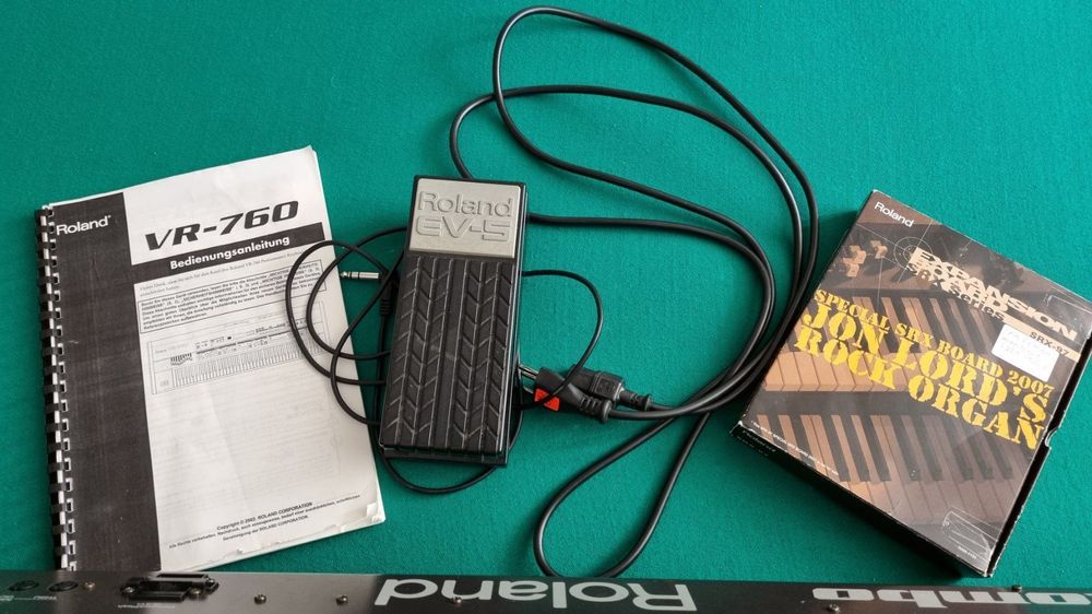 ROLAND VR-760 V-COMBO (Organ, Piano und Synth in einem) (Gebraucht) in ...