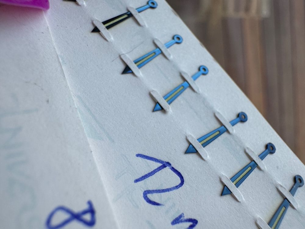 NOS Universo Watch Hands Blue Lume Vintage Uhr Zeiger Sword (Neu (gemäss Beschreibung)) in ...