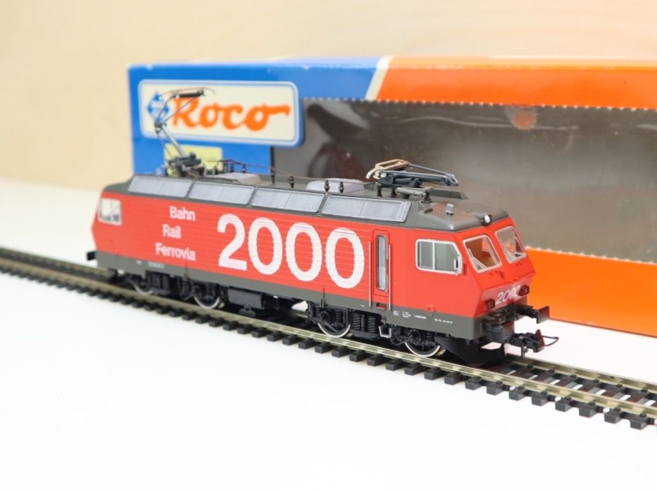ROCO SBB Re 4/4 E-Lok 2000 - 43512 - H0 | Acheter sur Ricardo