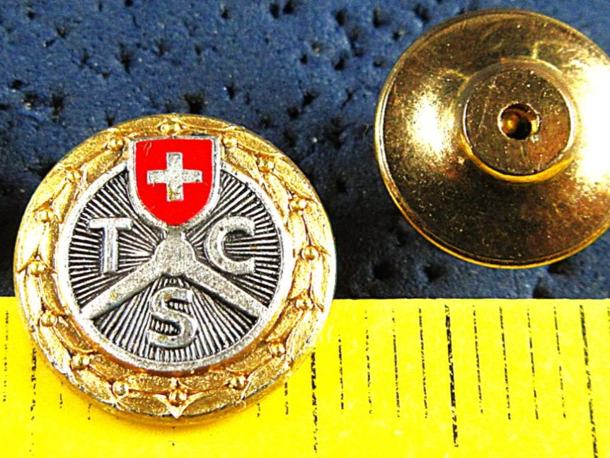 TCS SCHWEIZ SCHMUCK-PIN KLEIN GEPRÄGT AUTO MOTO (Gebraucht) in Ettingen ...