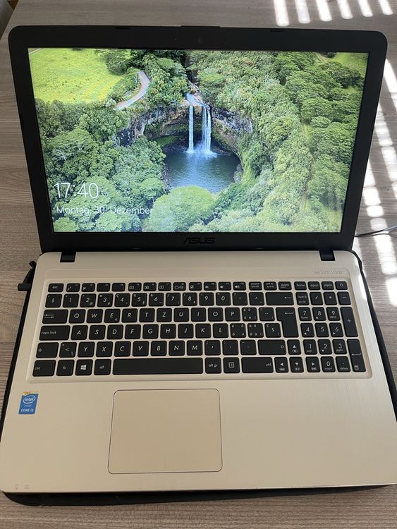 Asus Notebook / Laptop Intel Core i3 - 8GB RAM - 960 GB (Gebraucht) in ...
