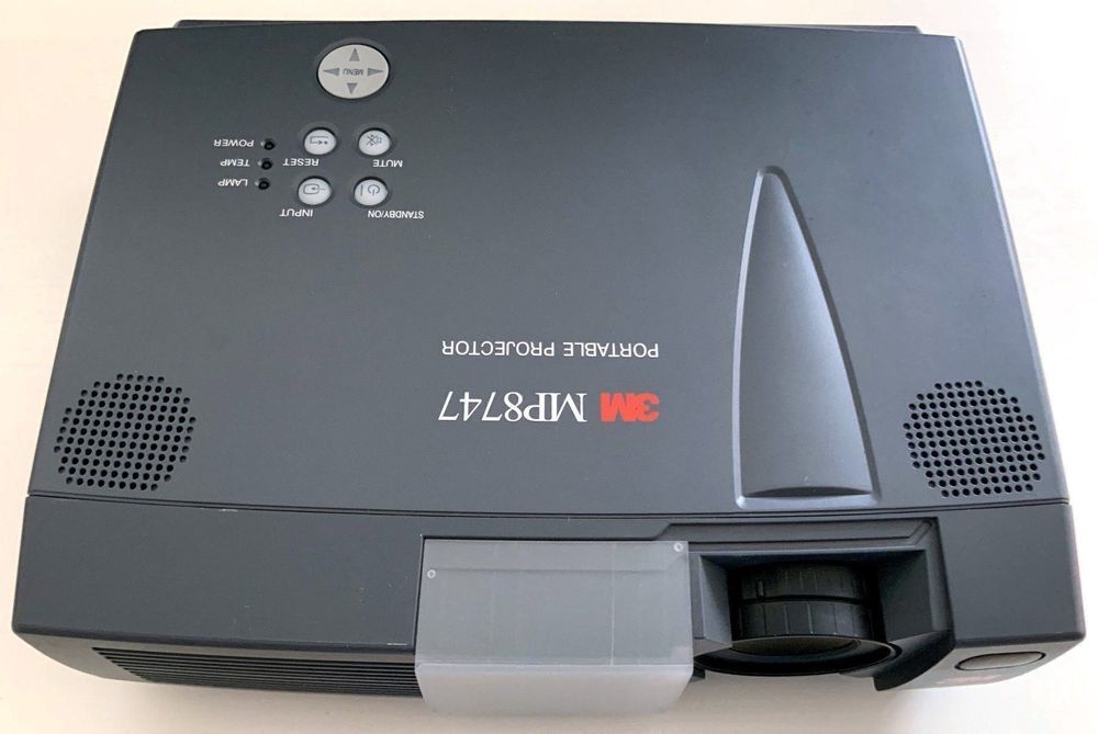 Beamer - 3M MP8747 Portable Projector | Kaufen auf Ricardo