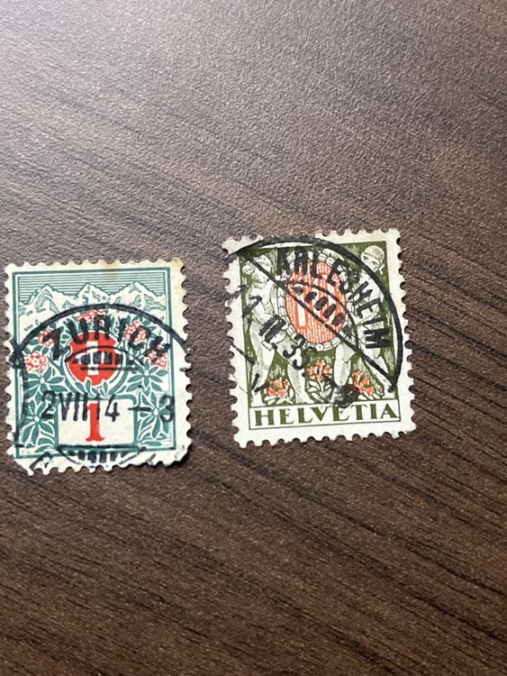 2 seltene Schweizer Briefmarken Helvetia (Gebraucht) in Mägenwil für CHF 1 – mit Lieferung auf ...