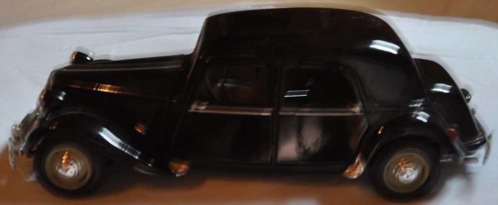 Citroën Traction Avant Modellauto schwarz (Gebraucht) in Kradolf für CHF 15 – mit Lieferung auf ...