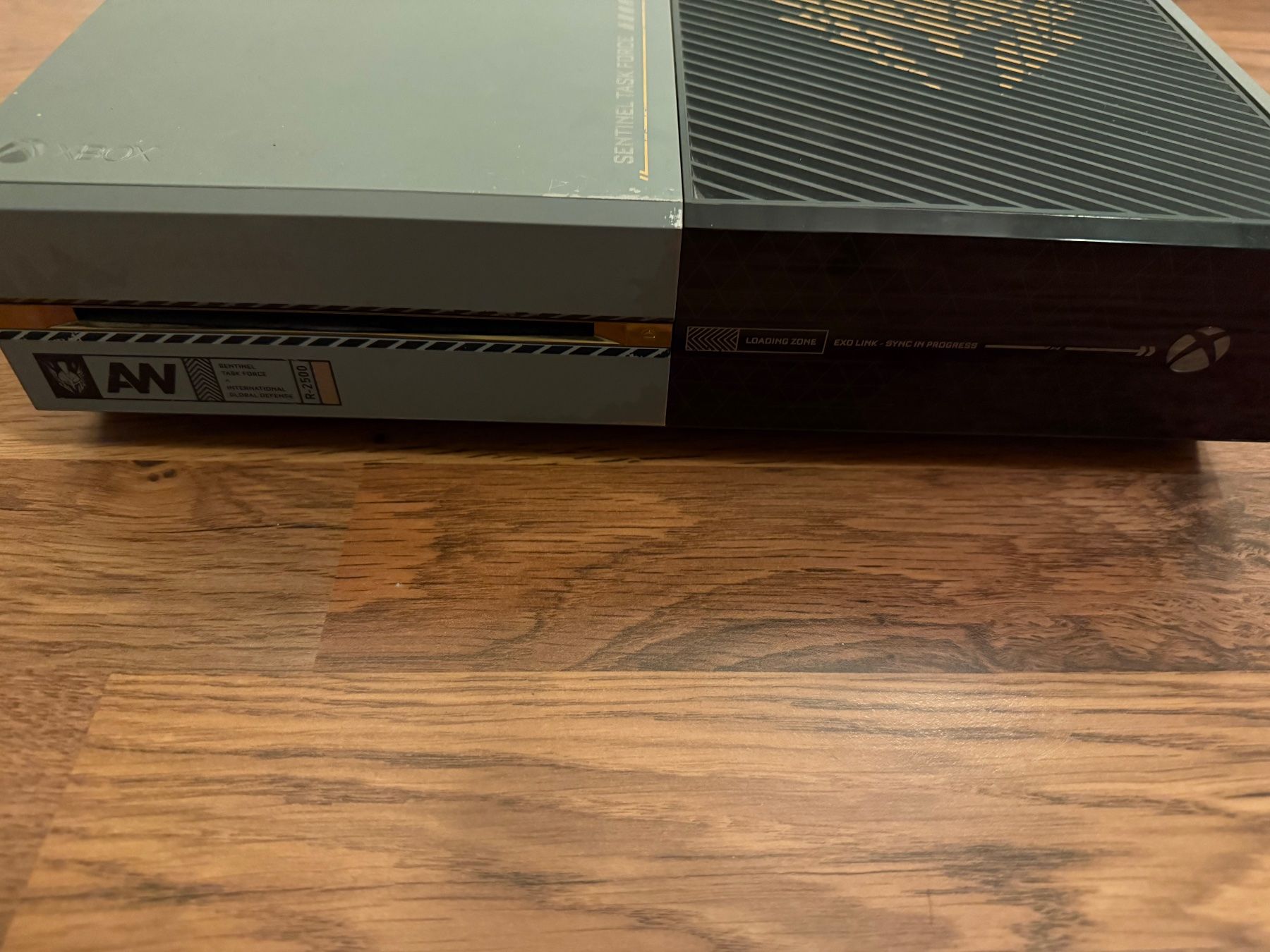 Xbox One (1TB) CoD Limited Edition (inkl. Netz und HD Kabel) (Gebraucht ...