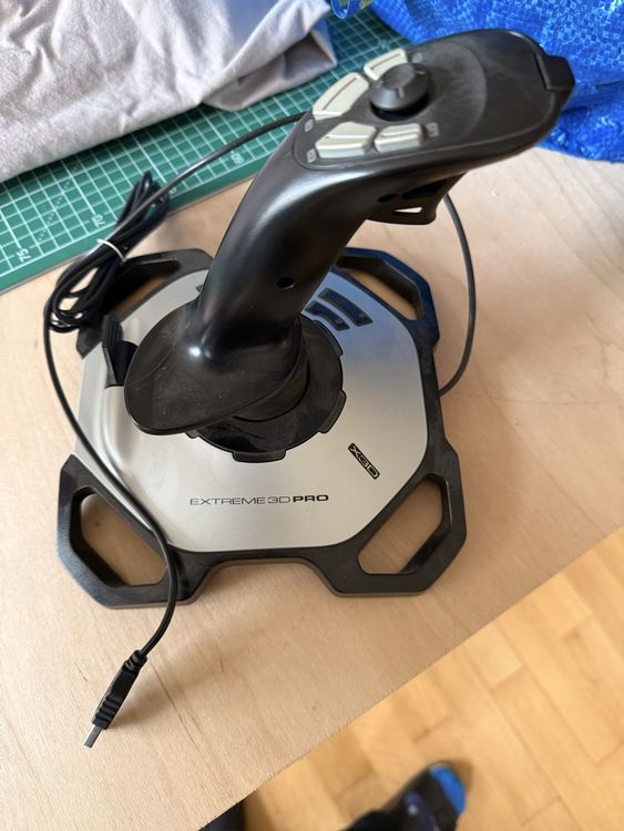 Logitech Extreme 3D Pro Joystick (Gebraucht) in Basel für CHF 17 – mit ...