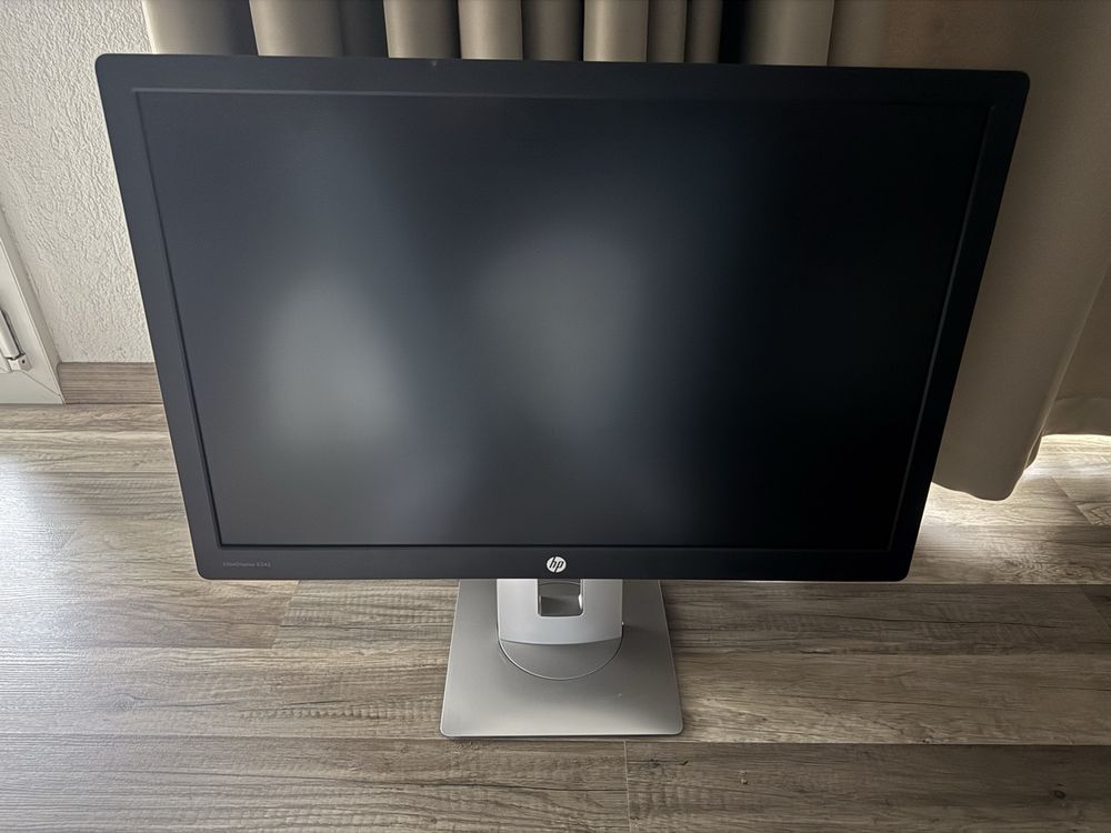 HP EliteDisplay E242 Monitor (Gebraucht) in Birr für CHF 25 – mit ...