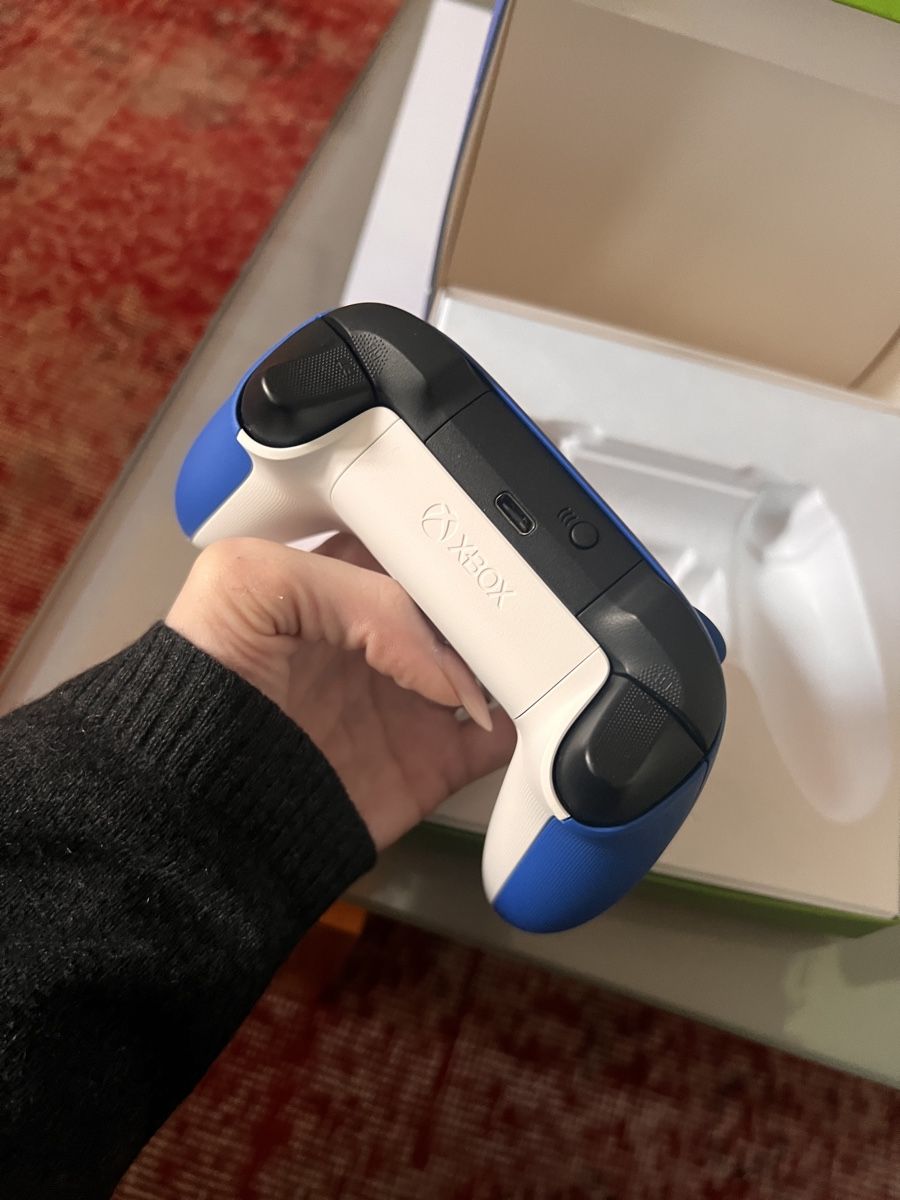 Xbox Series X/S Wireless Controller - Shock Blue Edition (Gebraucht) in ...