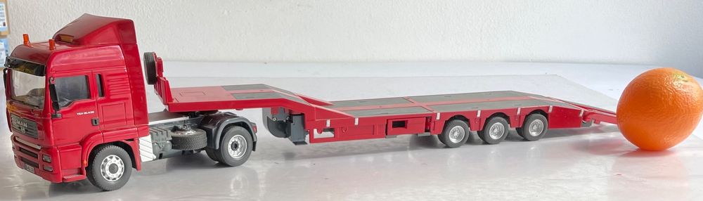 Modell LKW Tieflader 1:32 Siku Control 7270 Rot kompletten. (Gebraucht) in für CHF 135 – mit ...