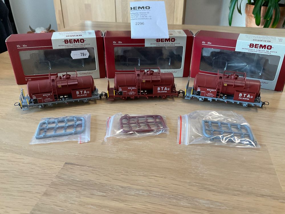 Lot de 3 wagons marchandises Bemo Hom MOB (Neu und originalverpackt) in Arzier-Le Muids für CHF ...